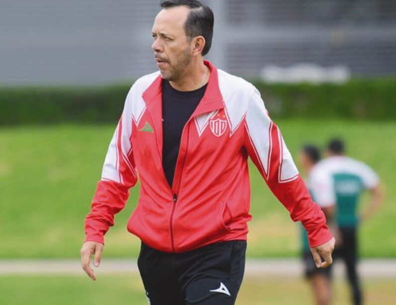 Liga MX: FC Juárez anuncia destitución de Mauricio Barbieri - Libre ...