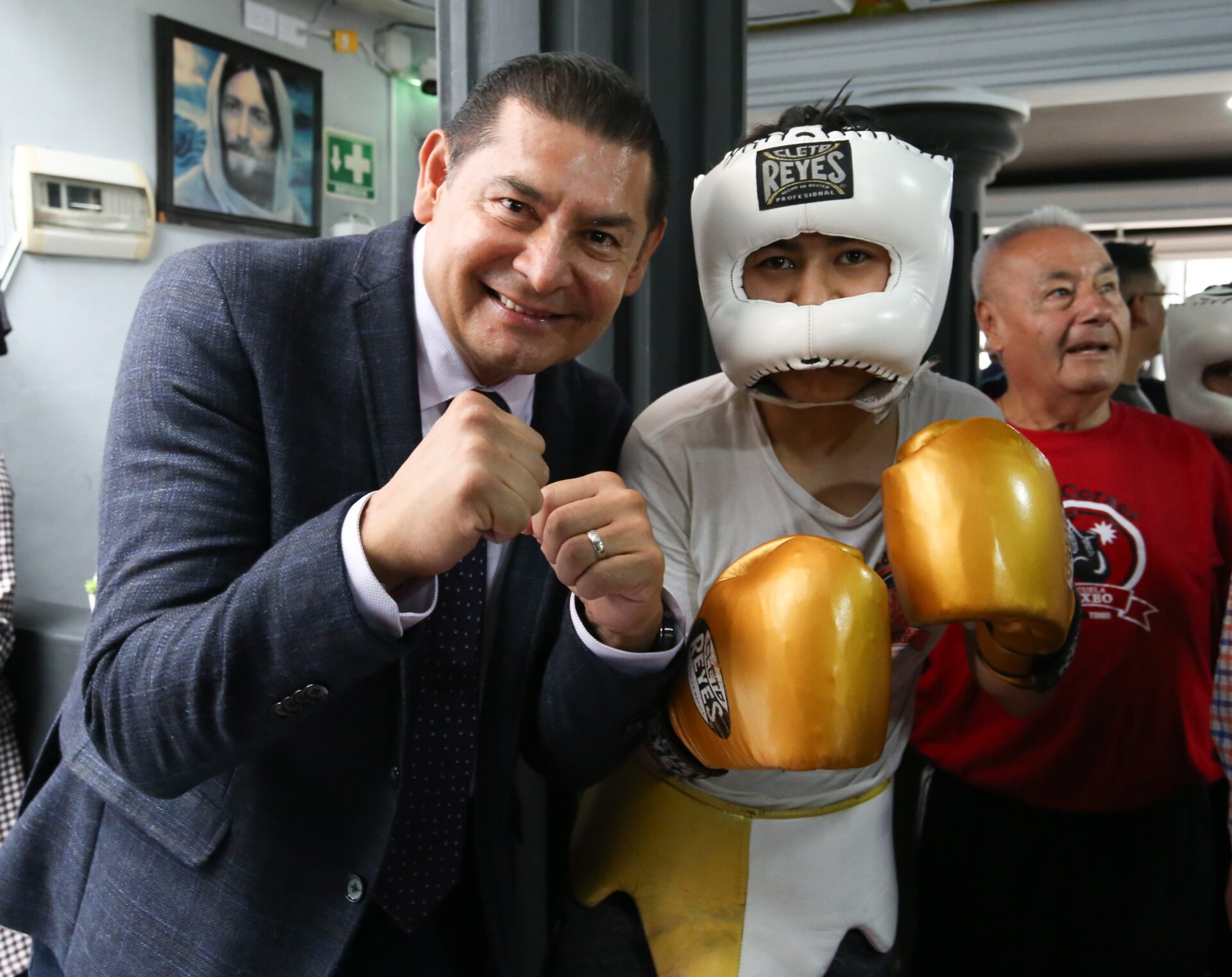 Armenta respalda al boxeo poblano como motor de paz y desarrollo ...