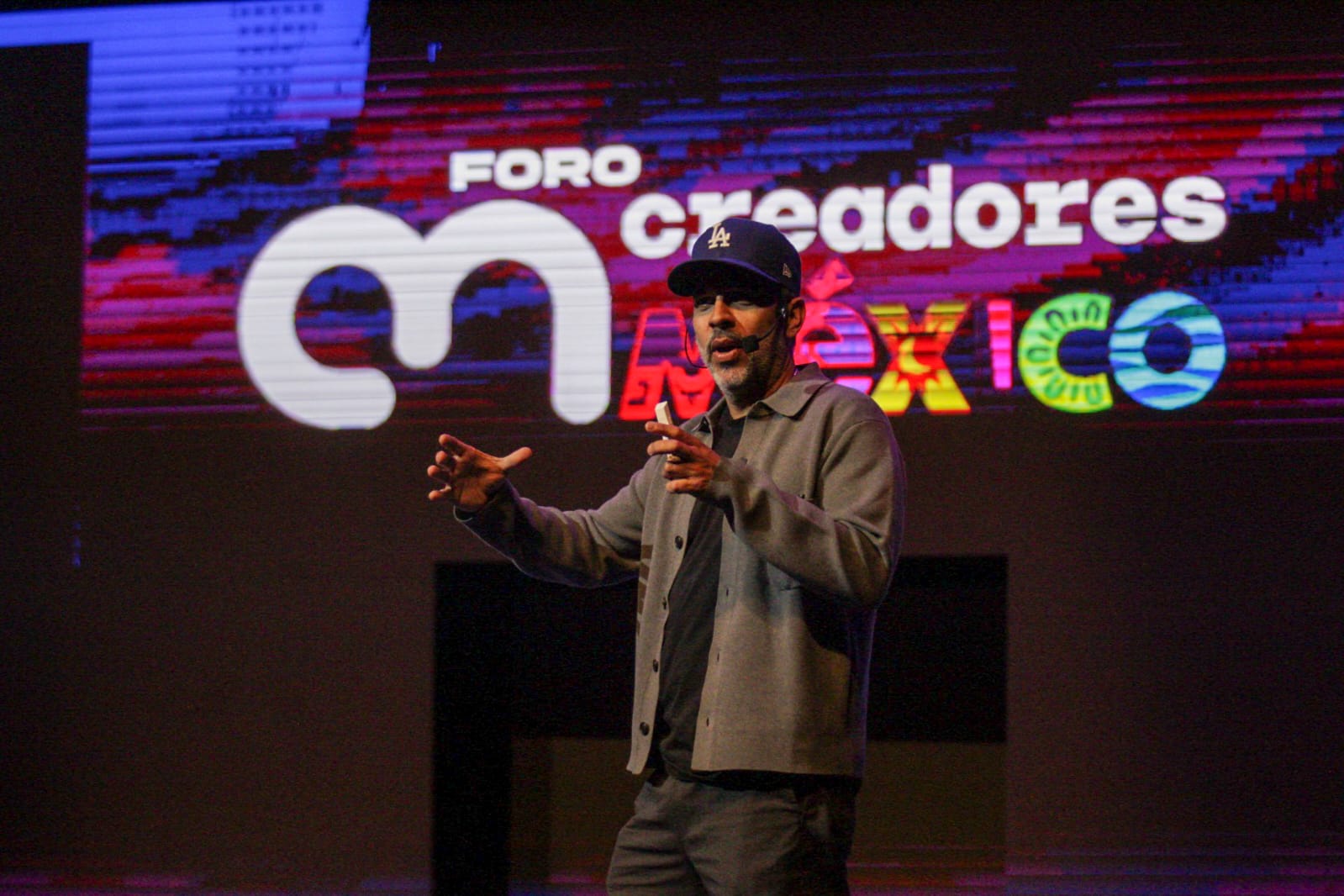 MuralistaTeddy Kelly intervendrá puente en Puebla - Libre Expresión ...